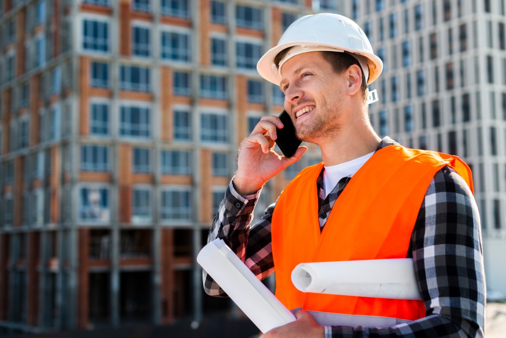 Discover the Best VoIP Phone for the Construction Industry